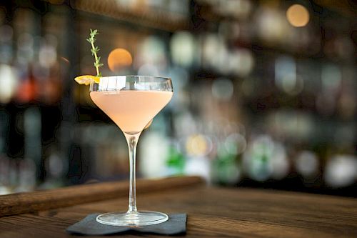 On The Rocks Bar - Black Rock Mountain Resort